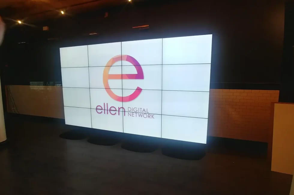 4 x 4 NEC Seamless Video Wall Setup at Union Park, NYC - AVR Expos